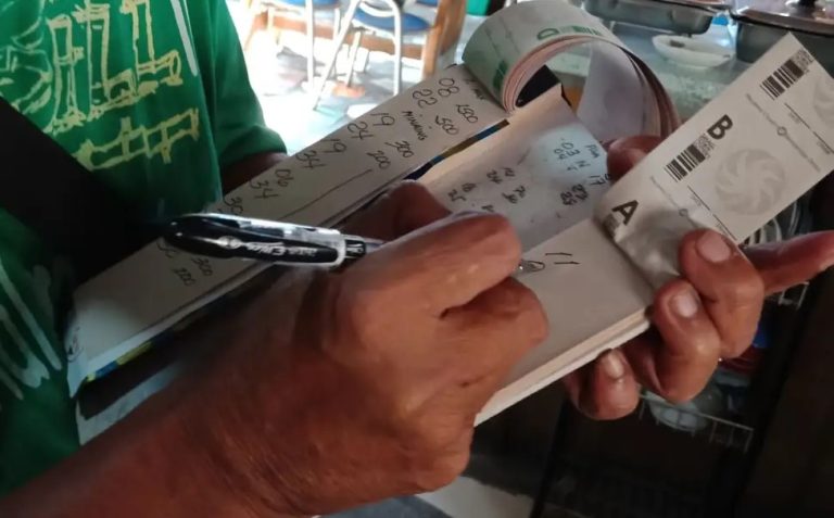 2 ARRESTED WHILE COLLECTING BETS FOR STL BOOKIES AT TARLAC PUBLIC ...